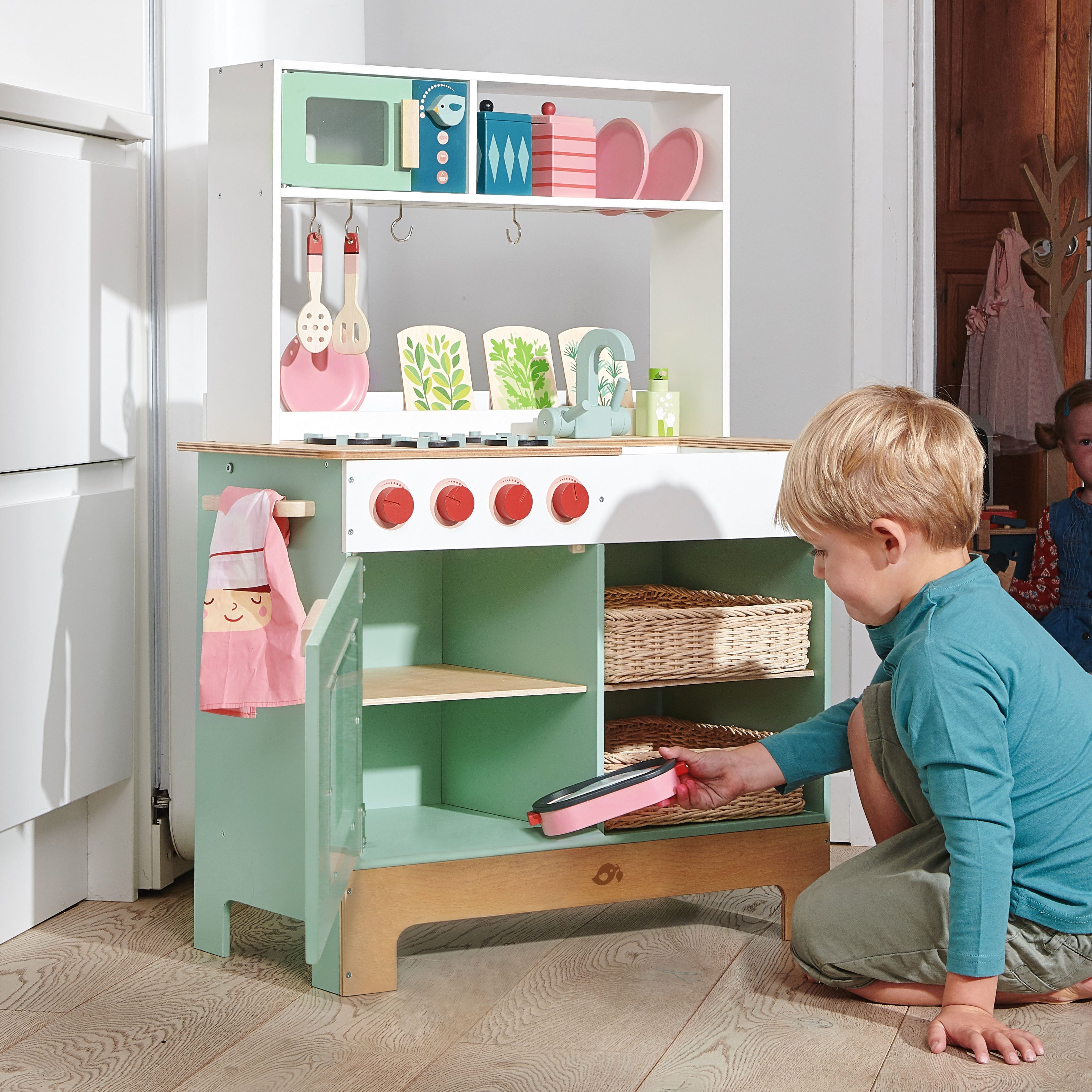 Play Kitchens & Food Toys UK - Pretend Play Cooking Sets - Mucky Wolf ...